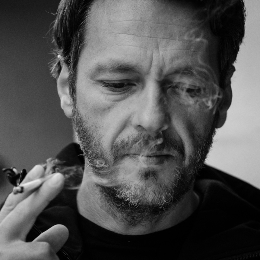 Dan Coman, invitatul emisiunii "Vorba de cultură" (RRC) în perioada 1-5 ...